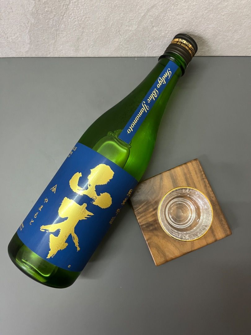山本 純米吟釀 一穗積 Indigo Blue 720ml (2024年6月飛機貨), 嘢食 & 嘢飲, 酒精飲料 - Carousell