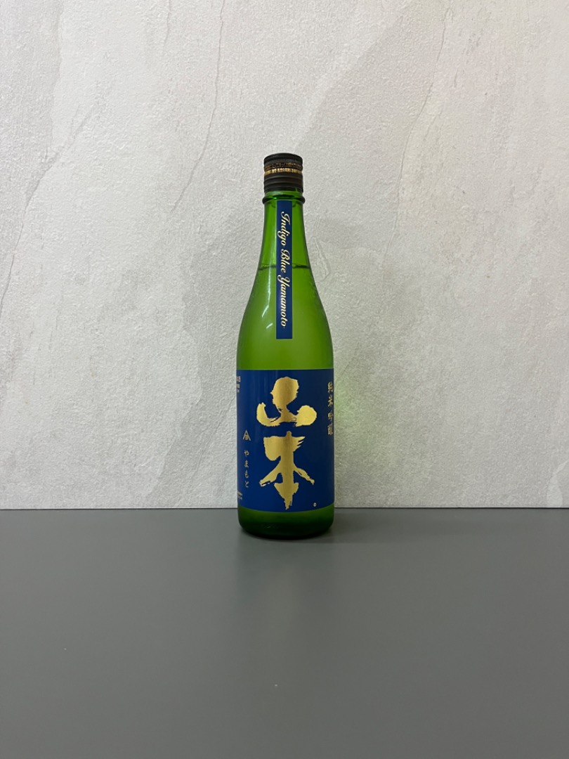 山本 純米吟釀 一穗積 Indigo Blue 720ml (2024年6月飛機貨), 嘢食 & 嘢飲, 酒精飲料 - Carousell