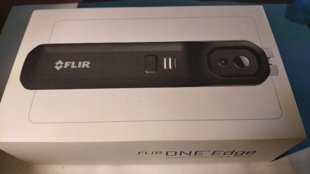 全新未拆 FLIR ONE Edge pro 進階版 熱影像 紅外線 溫度計 熱像儀 發燒 偵測 熱顯儀, 相機攝影, 攝影機在旋轉拍賣