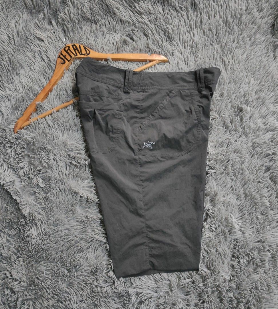 Arcteryx, Men's Fashion, Bottoms, Shorts on Carousell