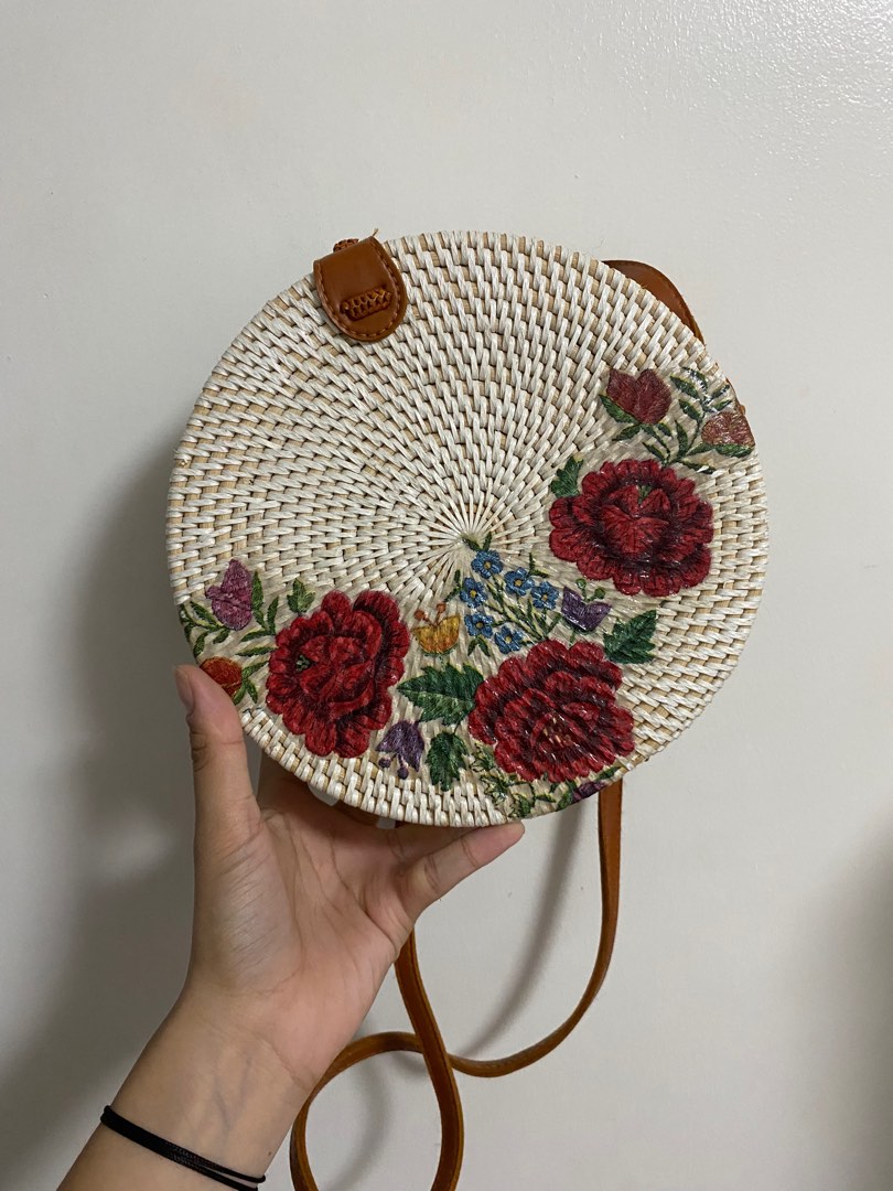 bali round rattan bag (free shipping) , Women's Fashion, Bags & Wallets ...