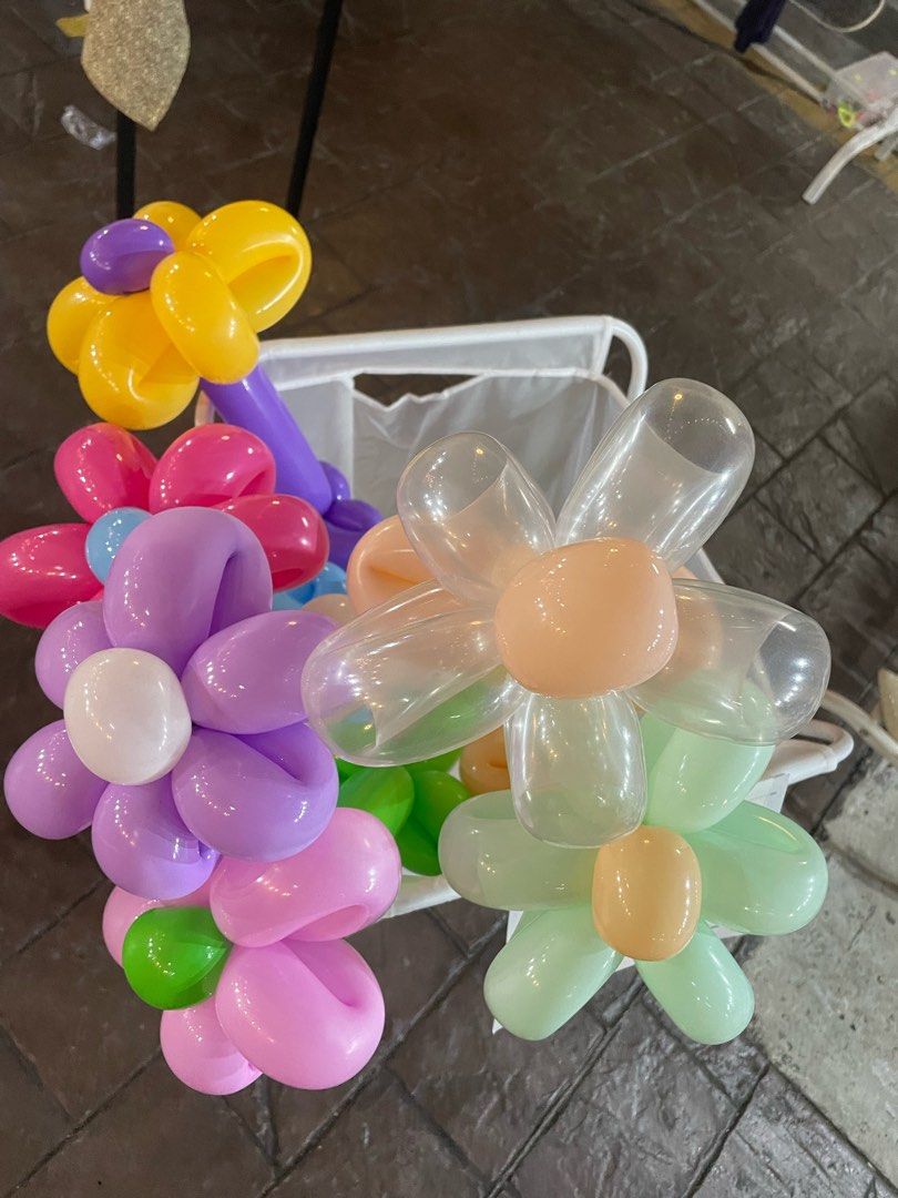 balloon flower bouquet / bunga belon , Hobbies & Toys, Stationery ...