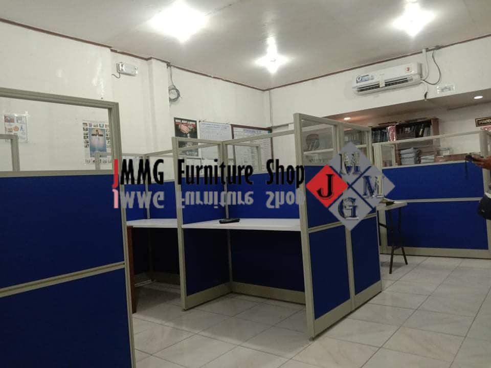 BLUE OFFICE PARTITION / OFFICE CUBICLE, Furniture & Home Living, Office ...