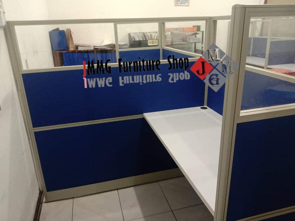 BLUE OFFICE PARTITION / OFFICE CUBICLE, Furniture & Home Living, Office ...