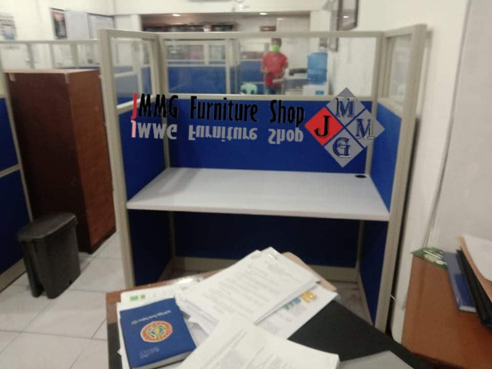 BLUE OFFICE PARTITION / OFFICE CUBICLE, Furniture & Home Living, Office ...