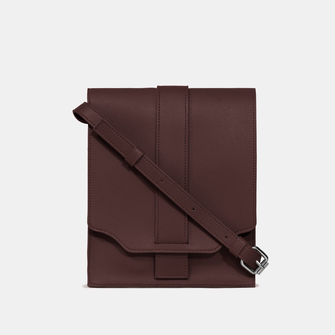 [SOLD] Straightforward Brown Leather Sling Bag / DVL / Daily Vegan ...