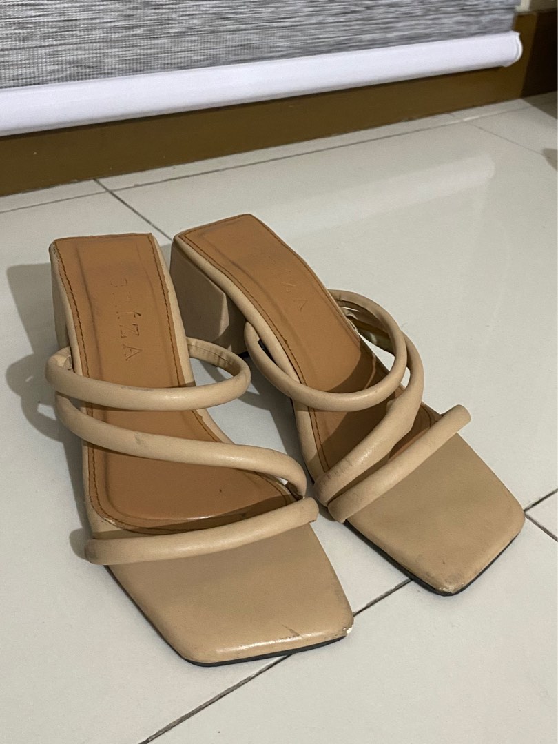 Criza sandals with heels, Women's Fashion, Footwear, Sandals on Carousell