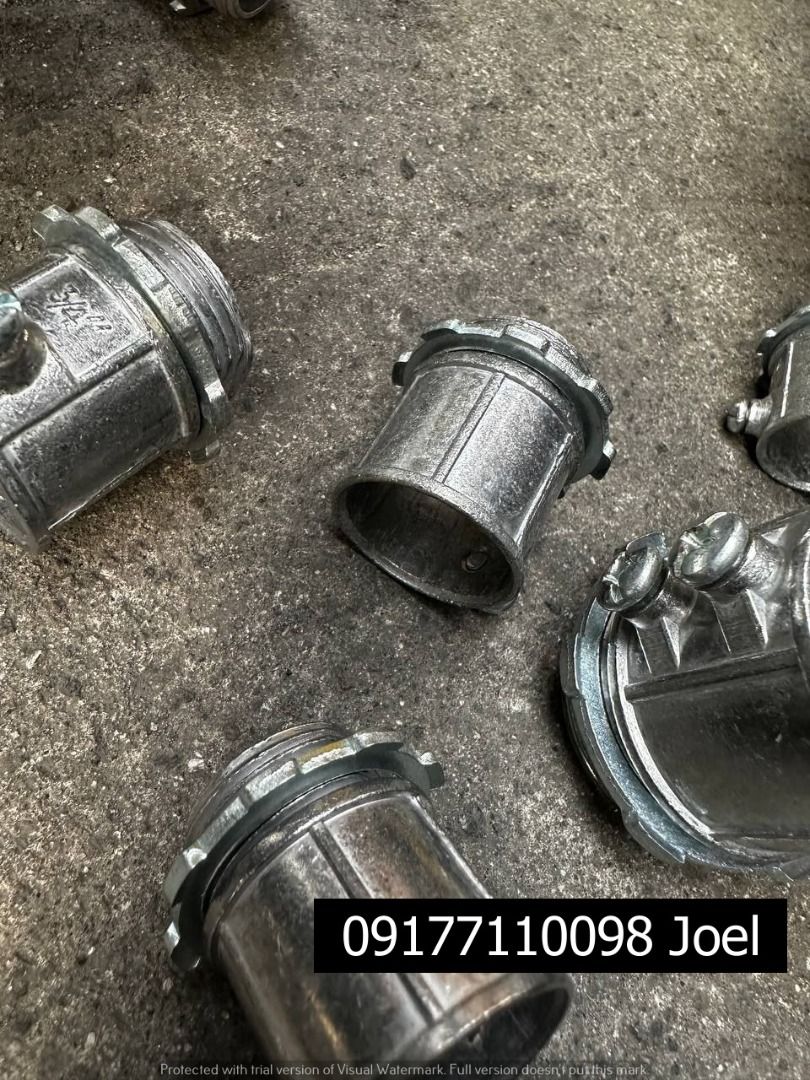 EMT CONNECTOR SCREW TYPE WITH LOCK NUT, Commercial & Industrial ...