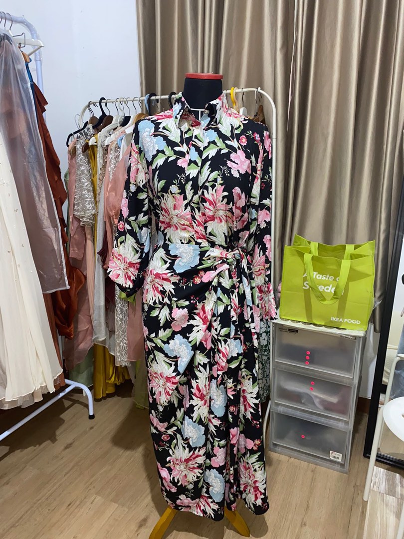 Hakana shirt midi dress, Fesyen Wanita, Pakaian Wanita, Gaun & Rok di ...