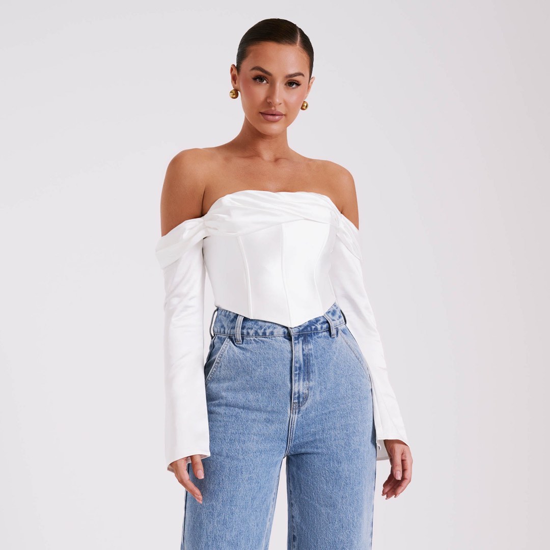 Meshki giselle white off shoulder satin top, Women's Fashion, Tops ...