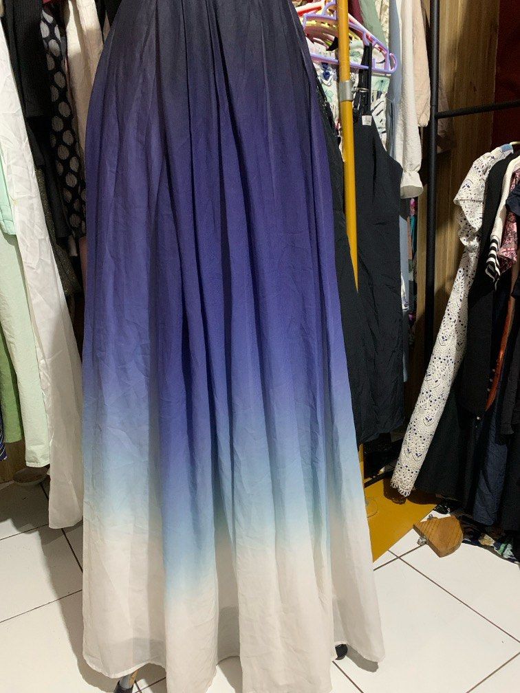 NAVY WHITE GRADASI GOWN DRESS, Fesyen Wanita, Pakaian Wanita, Gaun ...