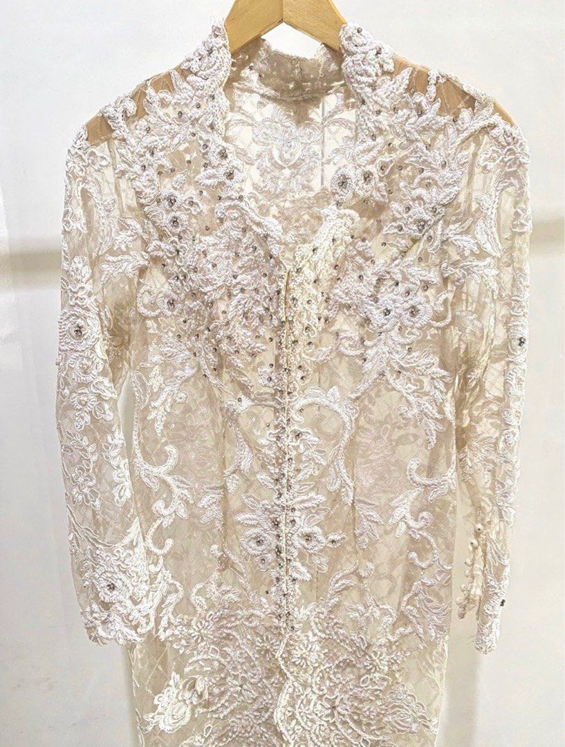Preloved Kebaya Akad Full Payet by Modiste Liesty, Fesyen Wanita ...