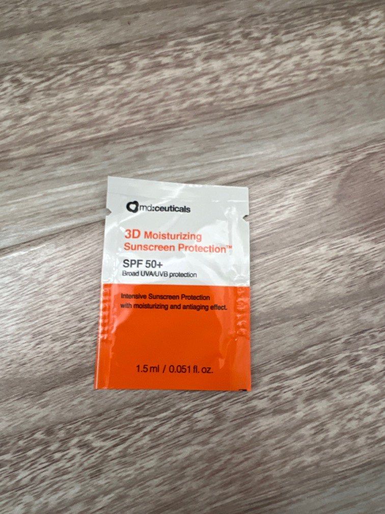 Sample~md:ceuticals 3D Moisturizing Sunscreen Protection SPF50+, 美容＆個人 ...