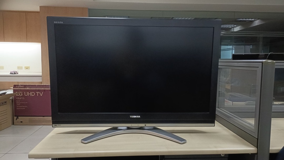 Toshiba 42" LCD Color TV, TV & Home Appliances, TV & Entertainment, TV ...