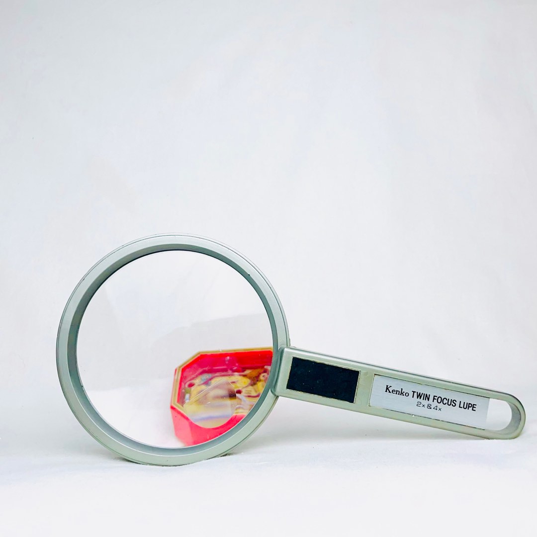 VINTAGE KENKO TWIN FOCUS LUPE 2x & 4x Magnifying Lens, Hobbies & Toys ...