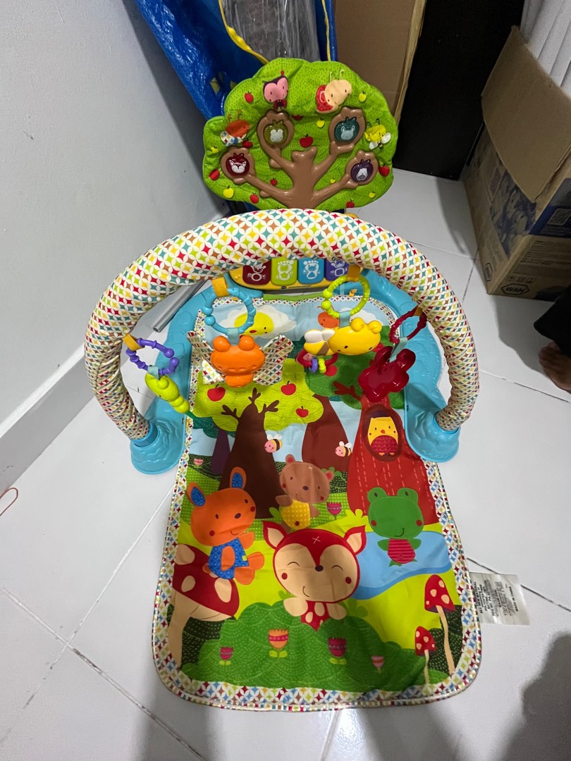 Vtech 4 in 1 playmat, Babies & Kids, Infant Playtime on Carousell