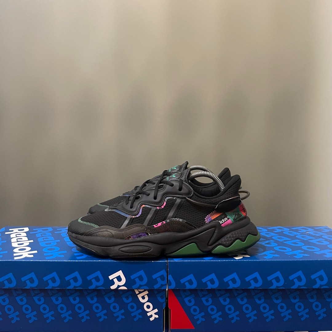42 - Sepatu Adidas Bekas Second Adidas Ozweego Black Green Multi Color ...
