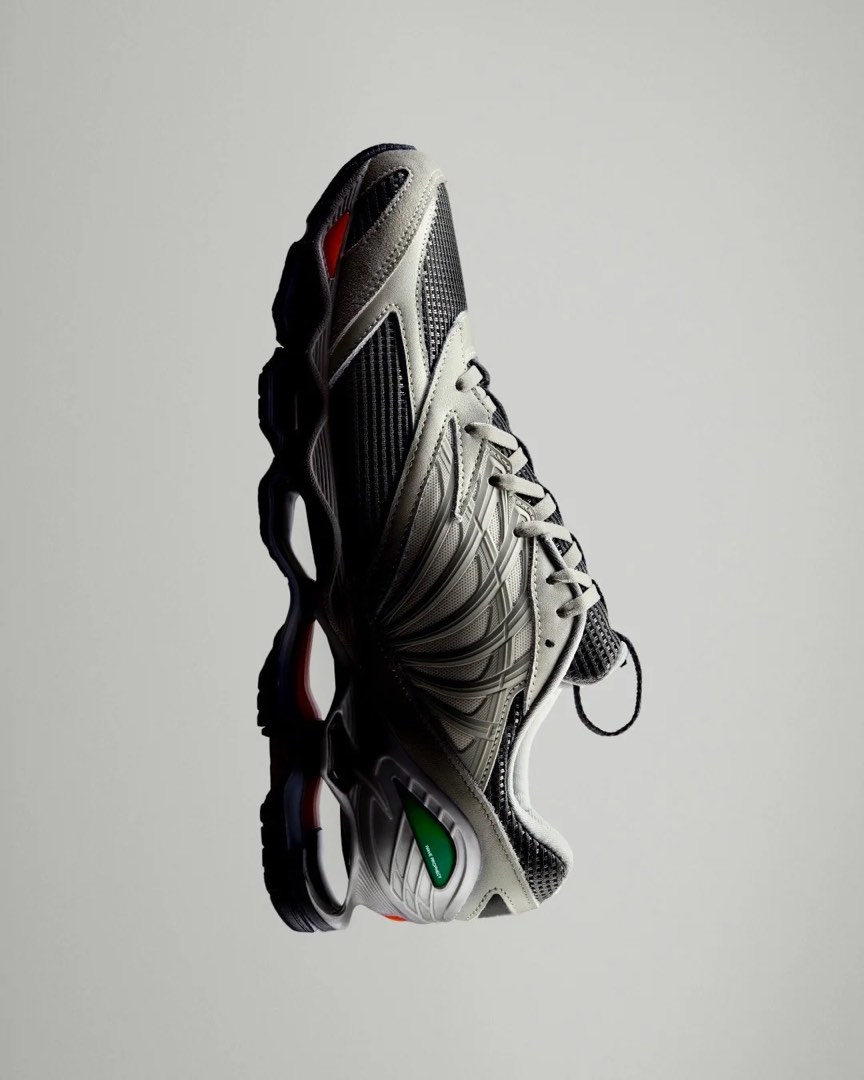 預訂 MIZUNO x Graphpaper WAVE PROPHECY LS, 男裝, 鞋, 波鞋 - Carousell