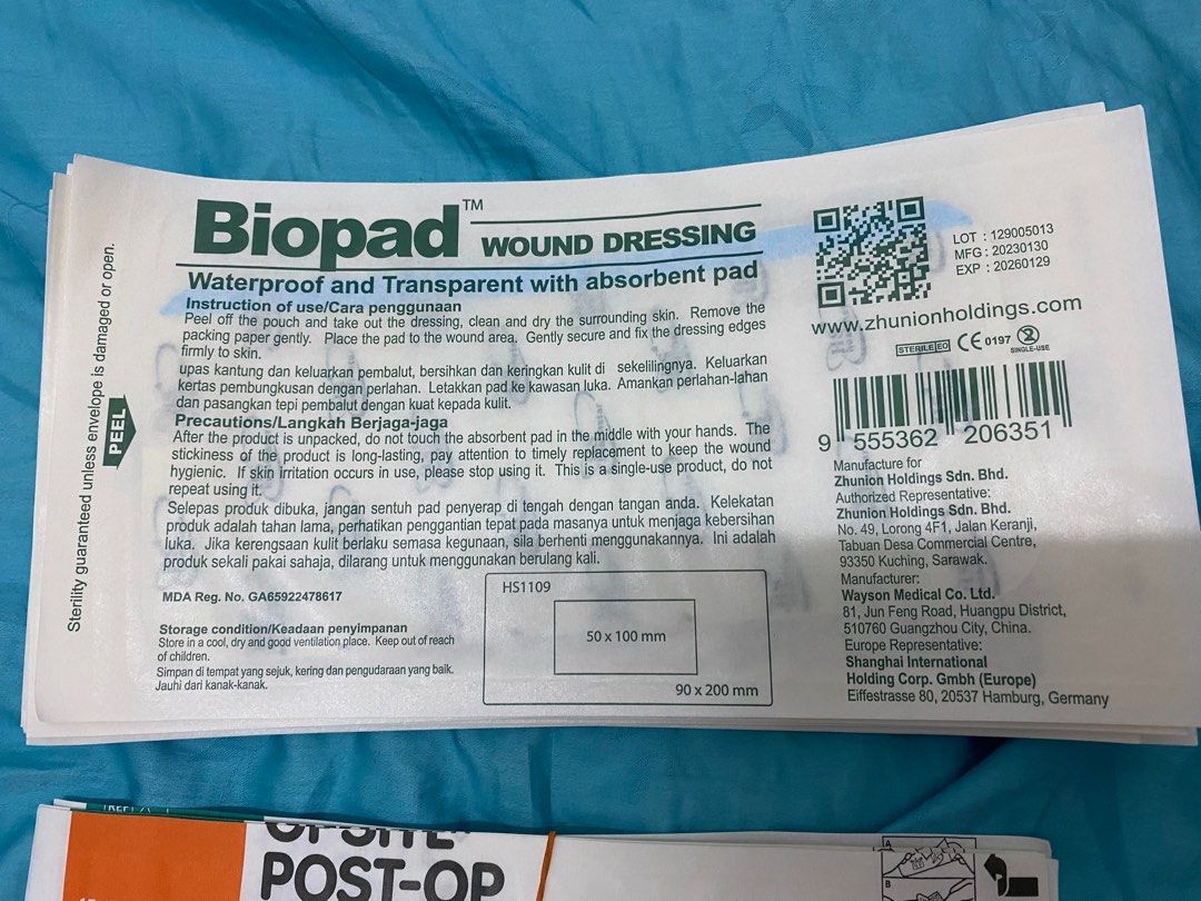 BIOPAD WOUND DRESSING & OPSITE POST-OP, Health & Nutrition, Medical ...