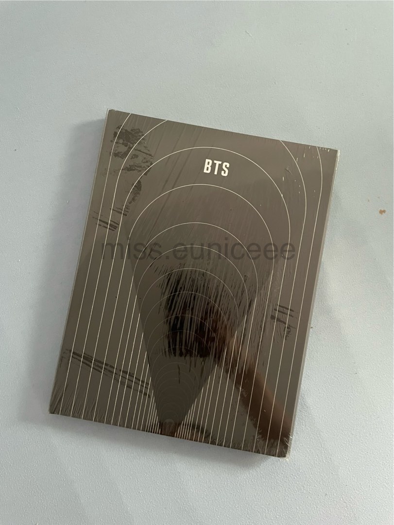 Official_BTS MAP OF THE SOUL ON:E CONCEPT PHOTOBOOK ROUTE VERSION, Hobbies & Toys, Memorabilia ...