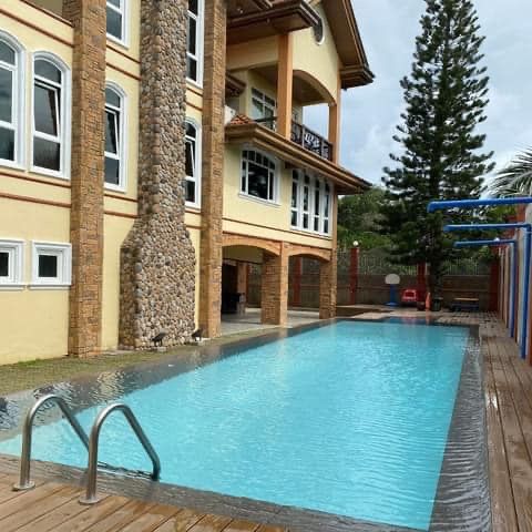 Buck Estate Alfonso Cavite For Sale Rustic Mediterranean Mansion ...