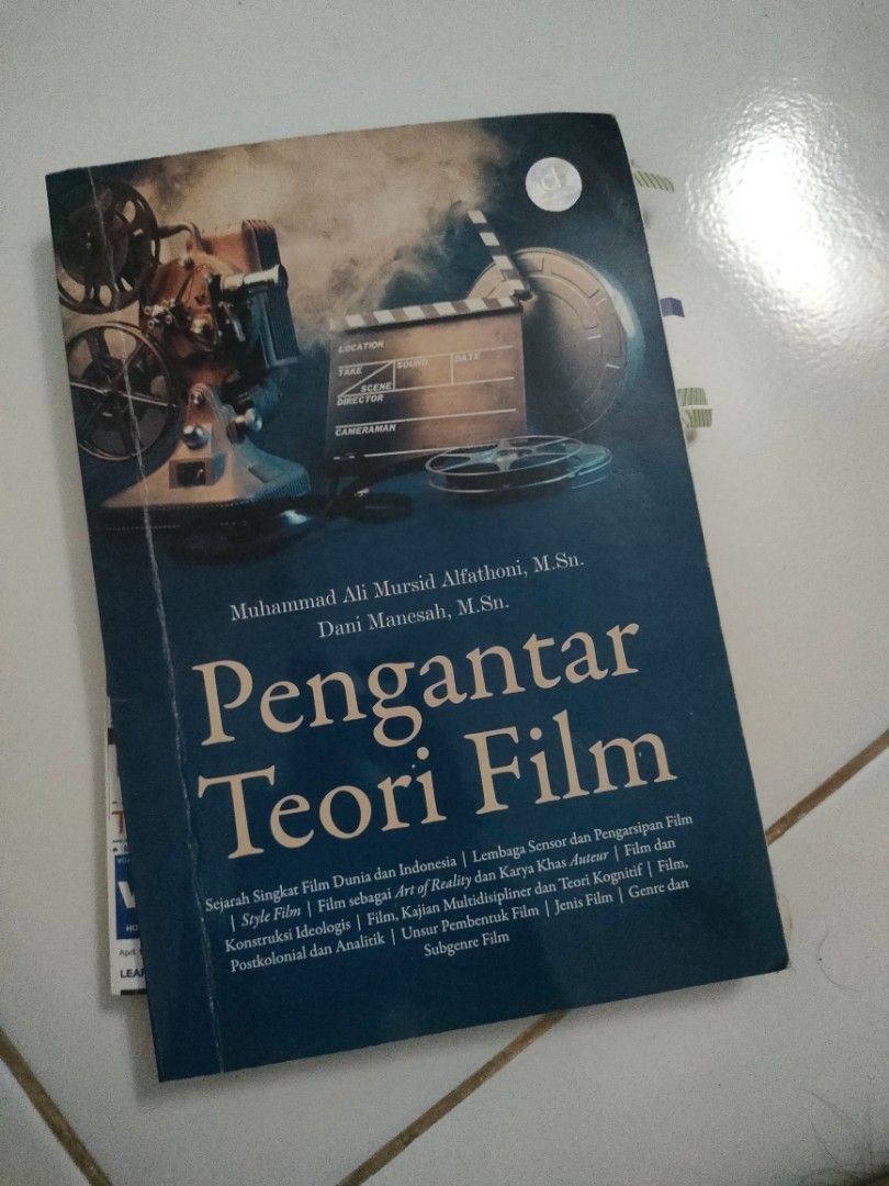 Buku Pengantar Teori film Alfathoni, Buku & Alat Tulis, Buku di Carousell