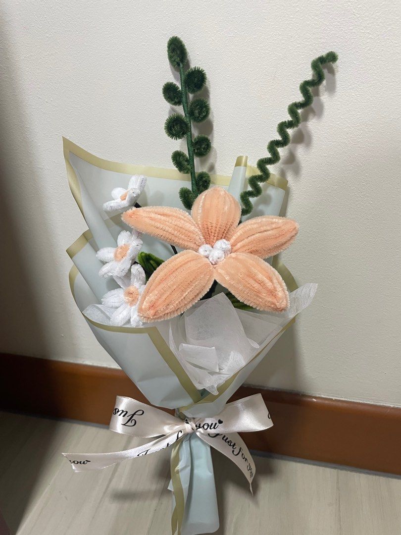 Pipe cleaner flower bouquet, Hobbies & Toys, Flowers & Bouquets on ...