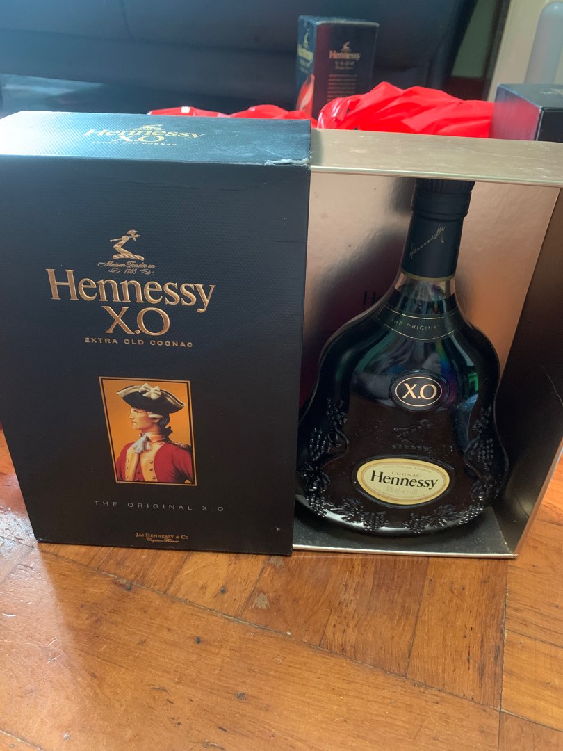 Hennessy XO 黑色頭 第三版 免稅版 1L $1650, 嘢食 & 嘢飲, 酒精飲料 - Carousell