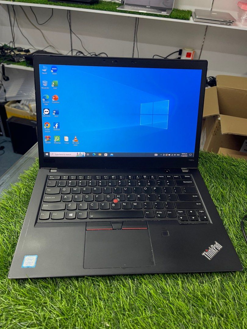 Lenovo ThinkPad 14 inch Intel core i7 processor 8/16Gb RAM 256GB SSD ...