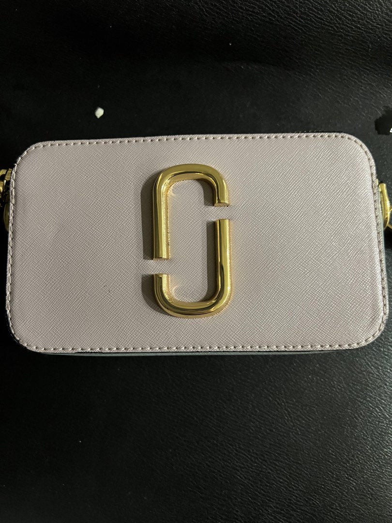 Marc Jacob Snapshot, Luxury, Bags & Wallets on Carousell