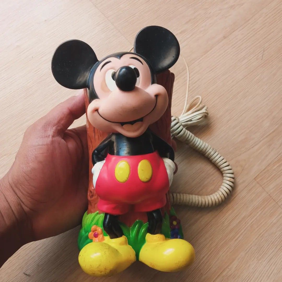 Mickey Mouse telefon, Toys & Collectibles, Mainan di Carousell