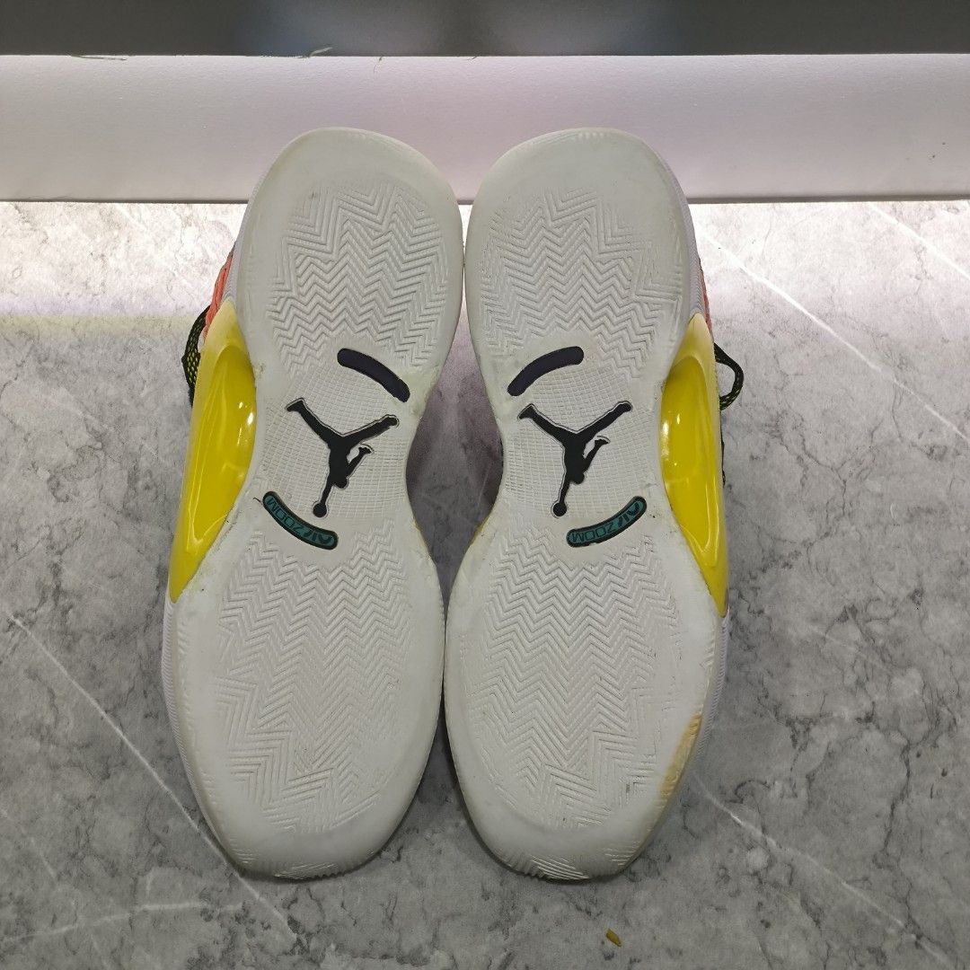 Nike AJ 35 low, Fesyen Pria, Sepatu , Sneakers di Carousell