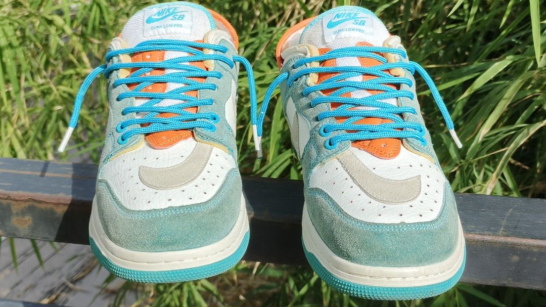 Nike SB Dunk Low collabs, Fesyen Pria, Sepatu , Sneakers di Carousell