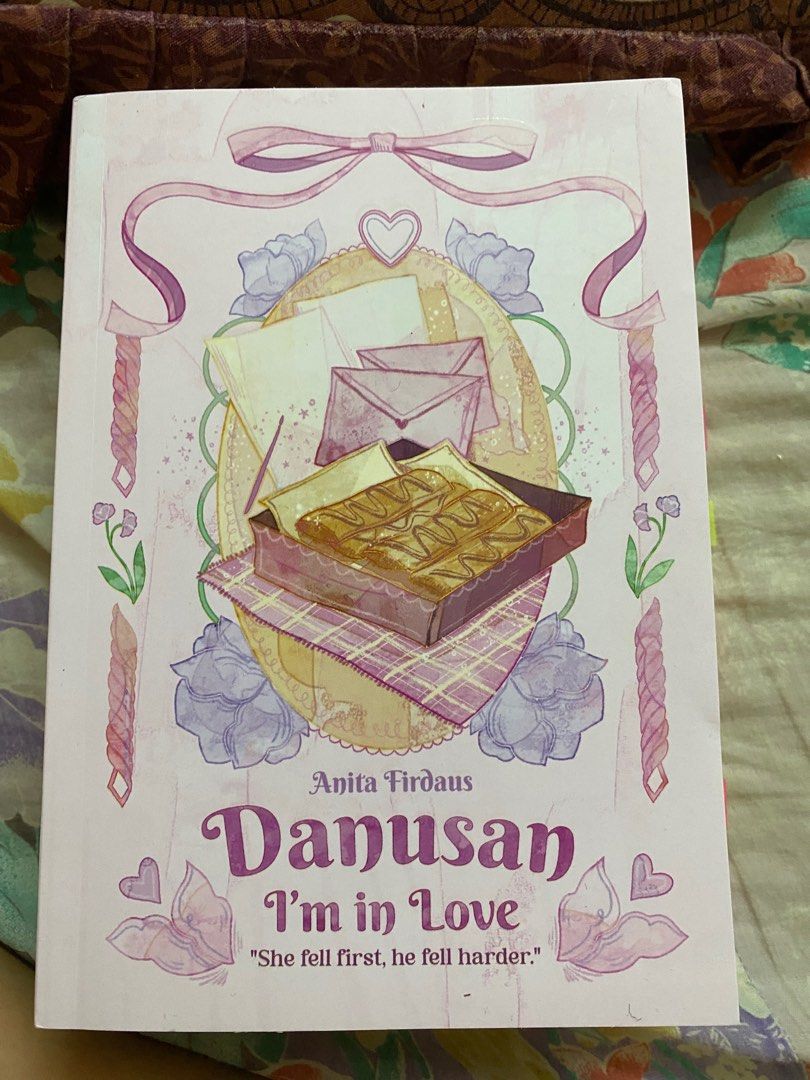 Novel indonesia Danusan, Hobbies & Toys, Books & Magazines, Storybooks ...