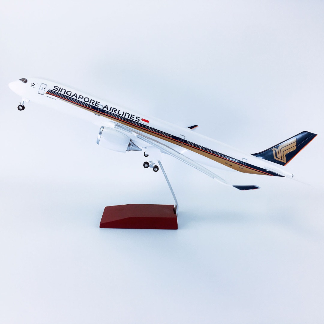 Singapore Airlines (SIA, SQ) AirBus A350-900 Airplane Model (1:144 ...