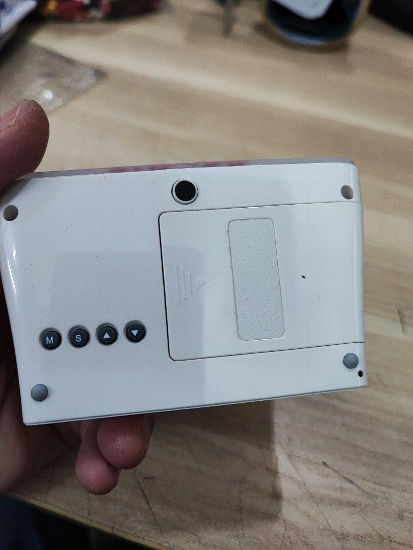 SINGER Digital Clock, Hobbies & Toys, Collectibles & Memorabilia ...