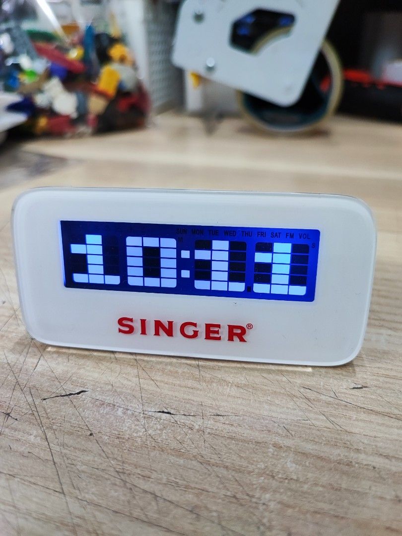 SINGER Digital Clock, Hobbies & Toys, Collectibles & Memorabilia ...