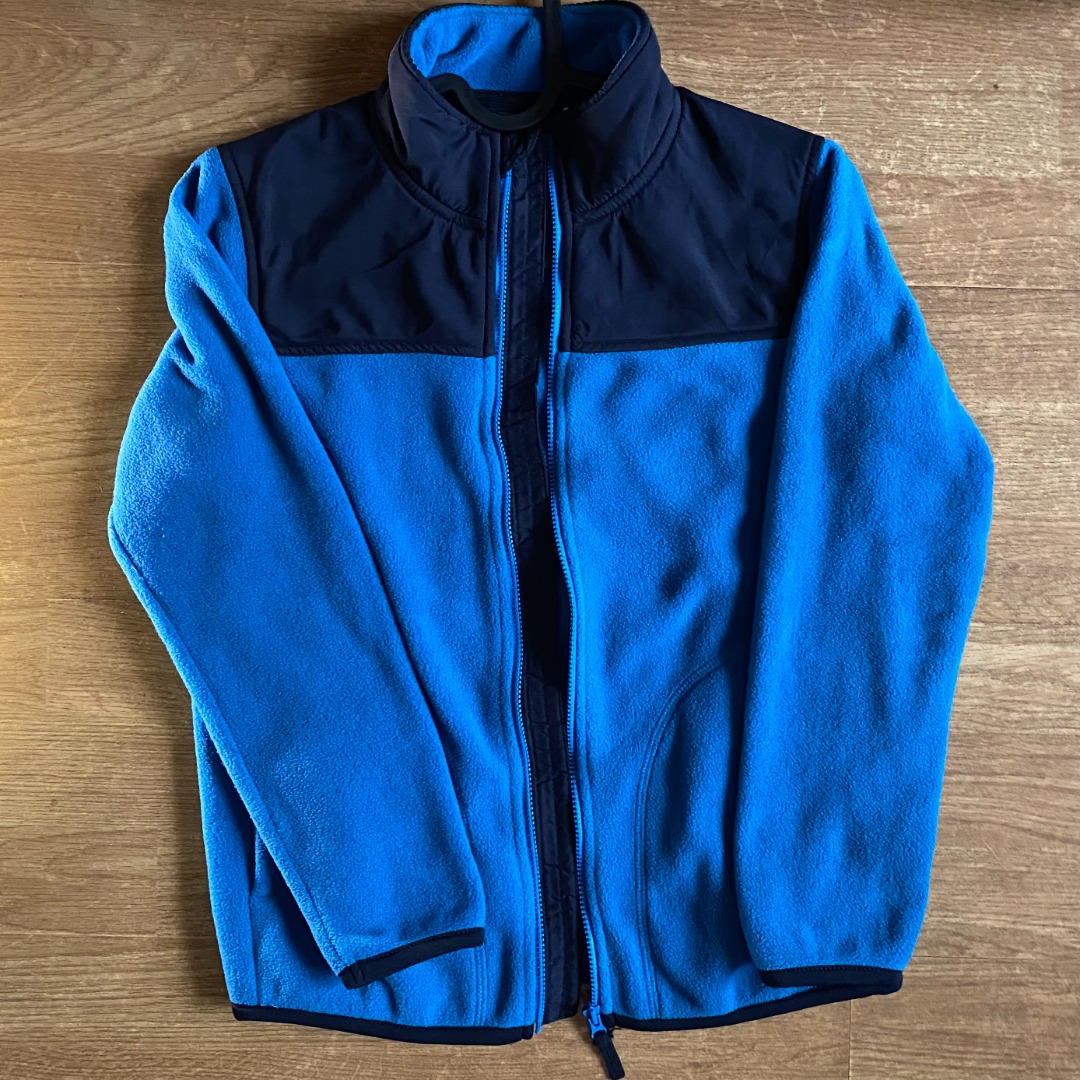 Uniqlo Blue Black Fluffy Yarn Fleece Full-Zip Kids Jacket With Pockets ...