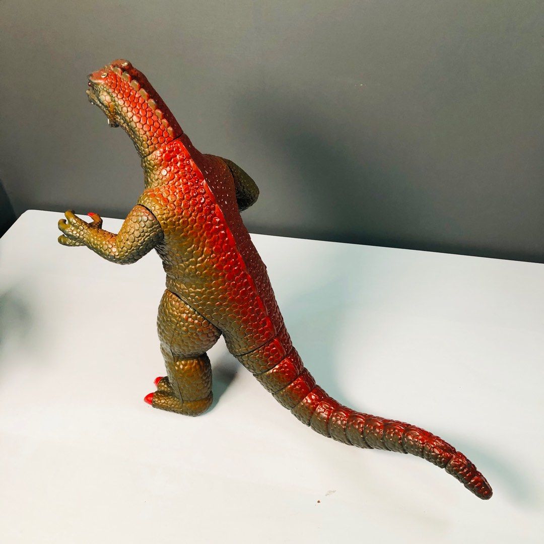 Vintage Rare Godzilla King Kong Dor mie and Imperial, Hobbies & Toys ...