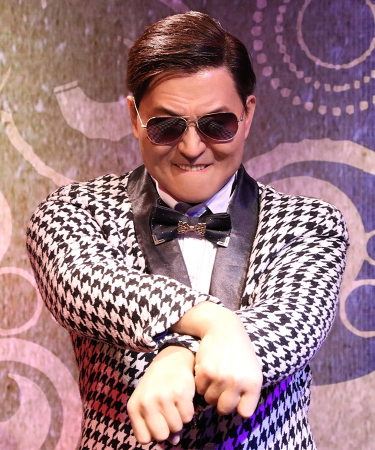 174cm PSY Life Size Wax Figure Statue, Hobbies & Toys, Memorabilia ...