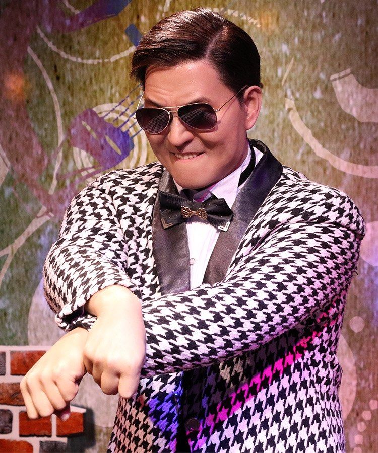 174cm PSY Life Size Wax Figure Statue, Hobbies & Toys, Memorabilia ...