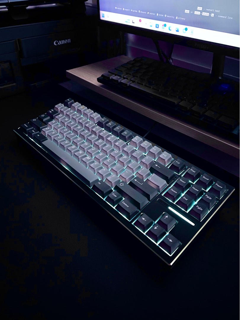 87% Full Aluminium with Golden Accent Custom Mechanical Keyboard ...