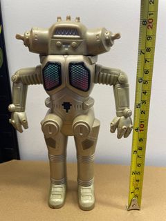 X-Plus Gigantic Series Alien Baltan /ultraman/kaiju/ godzilla, Hobbies ...