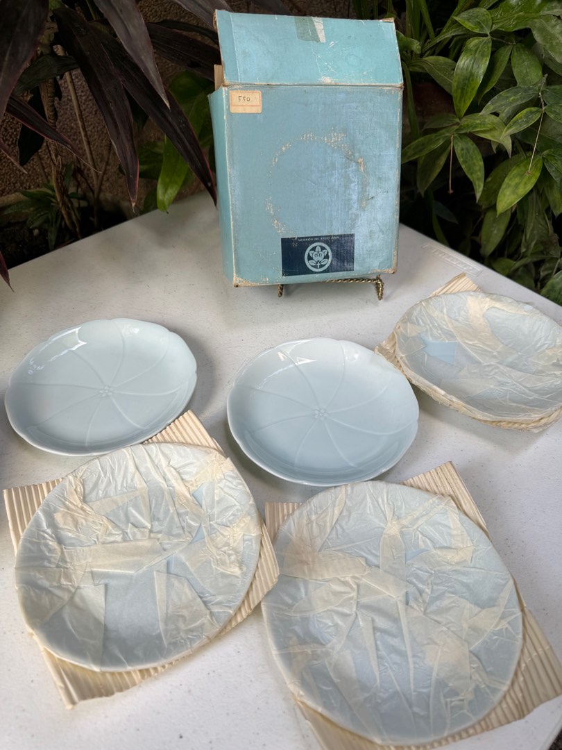 Five pieces periwinkle porcelain bread plates, Furniture & Home Living ...