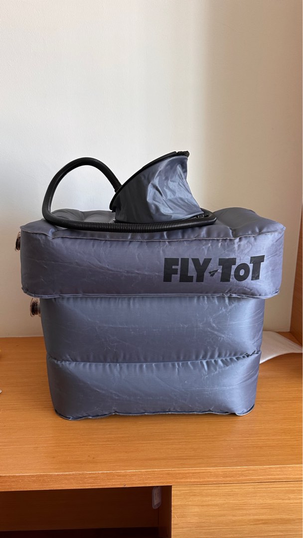 Fly tot leg holder, Hobbies & Toys, Travel, Travel Essentials ...