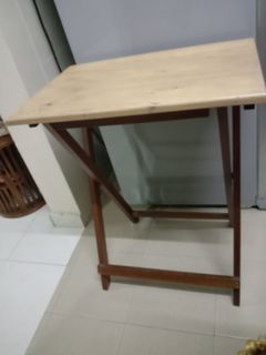 KERUSI DAN MEJA FOLDABLE, Furniture & Home Living, Furniture, Tables ...