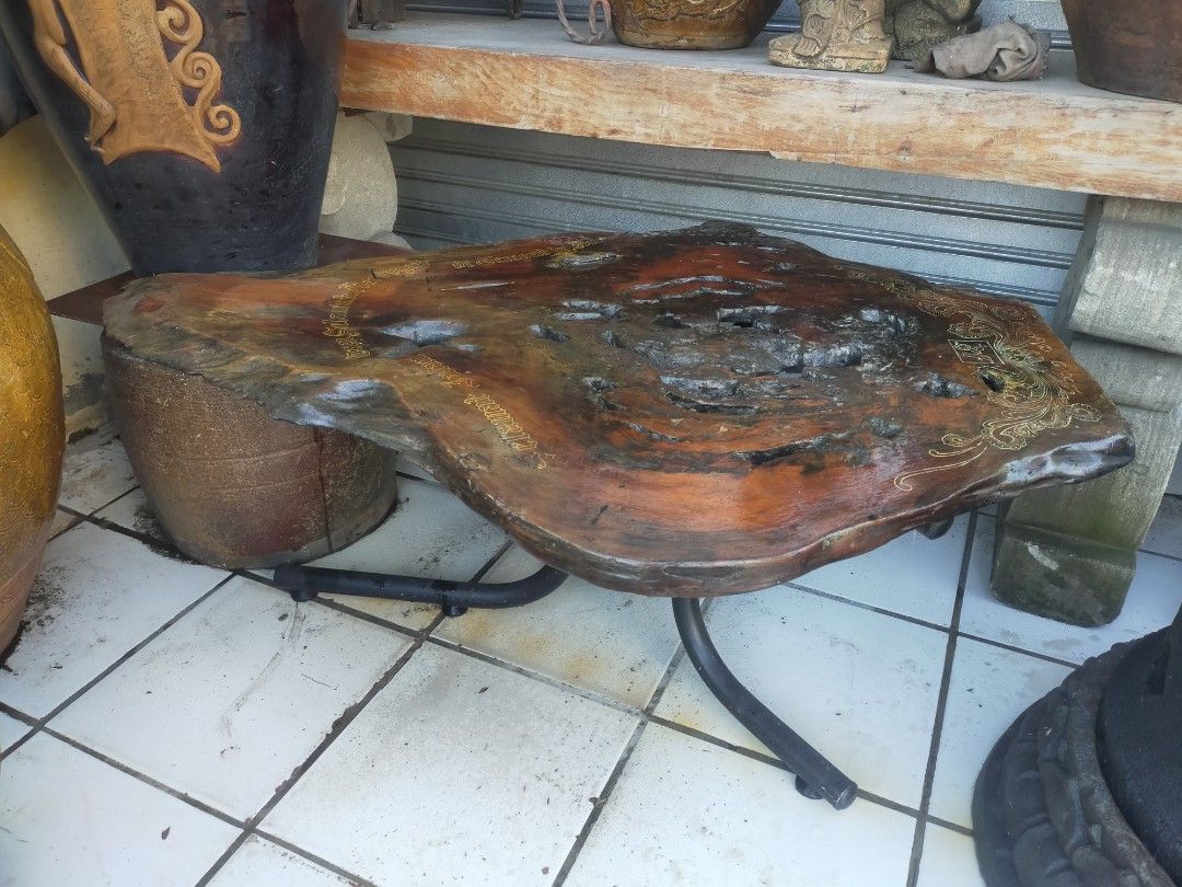 Meja plat Kayu jati kaki besi, Antik, Pajangan di Carousell