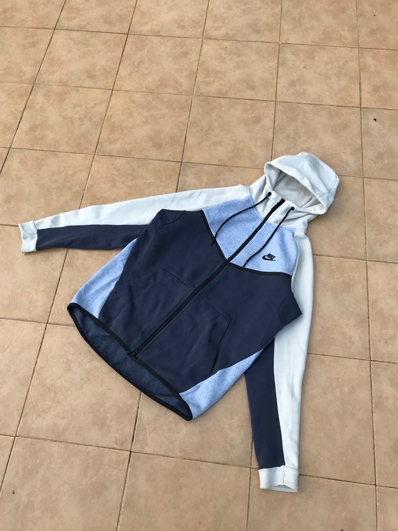 NIKE TECH FLEECE TRI TONE, Men's Fashion, Tops & Sets, Hoodies on Carousell