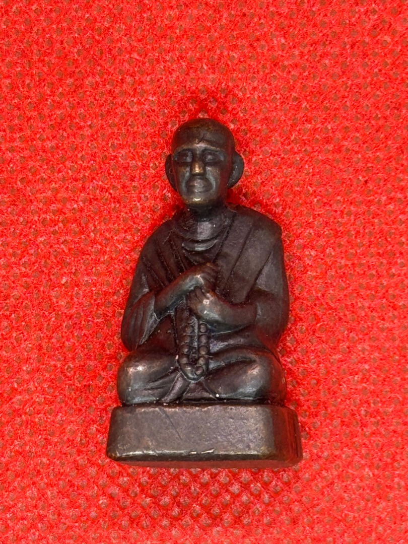 Phra somdej Toh statue with code 2500 Year 1957, Hobbies & Toys ...