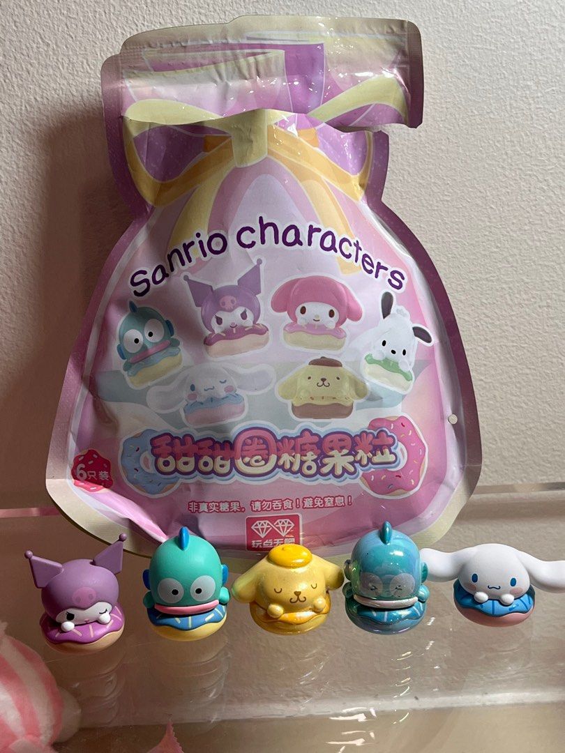 Sanrio characters donut beans blind bag (hangyodon, cinnamoroll, kuromi ...